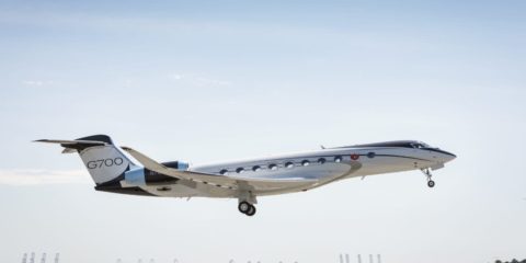 How Fast is a Private Jet: The Top 10 Fastest Private Jets