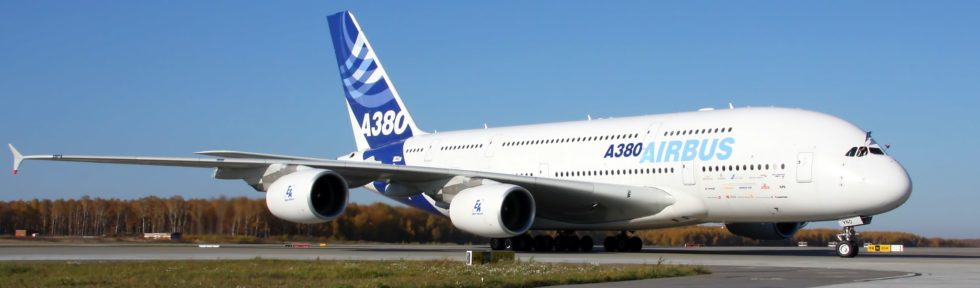 Why are airplanes usually painted white? - Menkor Aviation